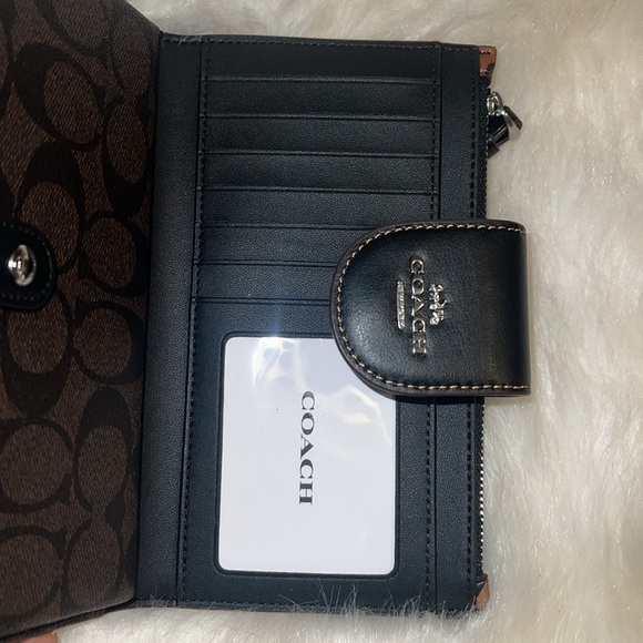 Coach | Bags | Coach Phone Wallet With Leopard Print And Signature ...